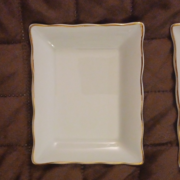 🇬🇧 | Dining | 2 Porcelain Trays | Poshmark